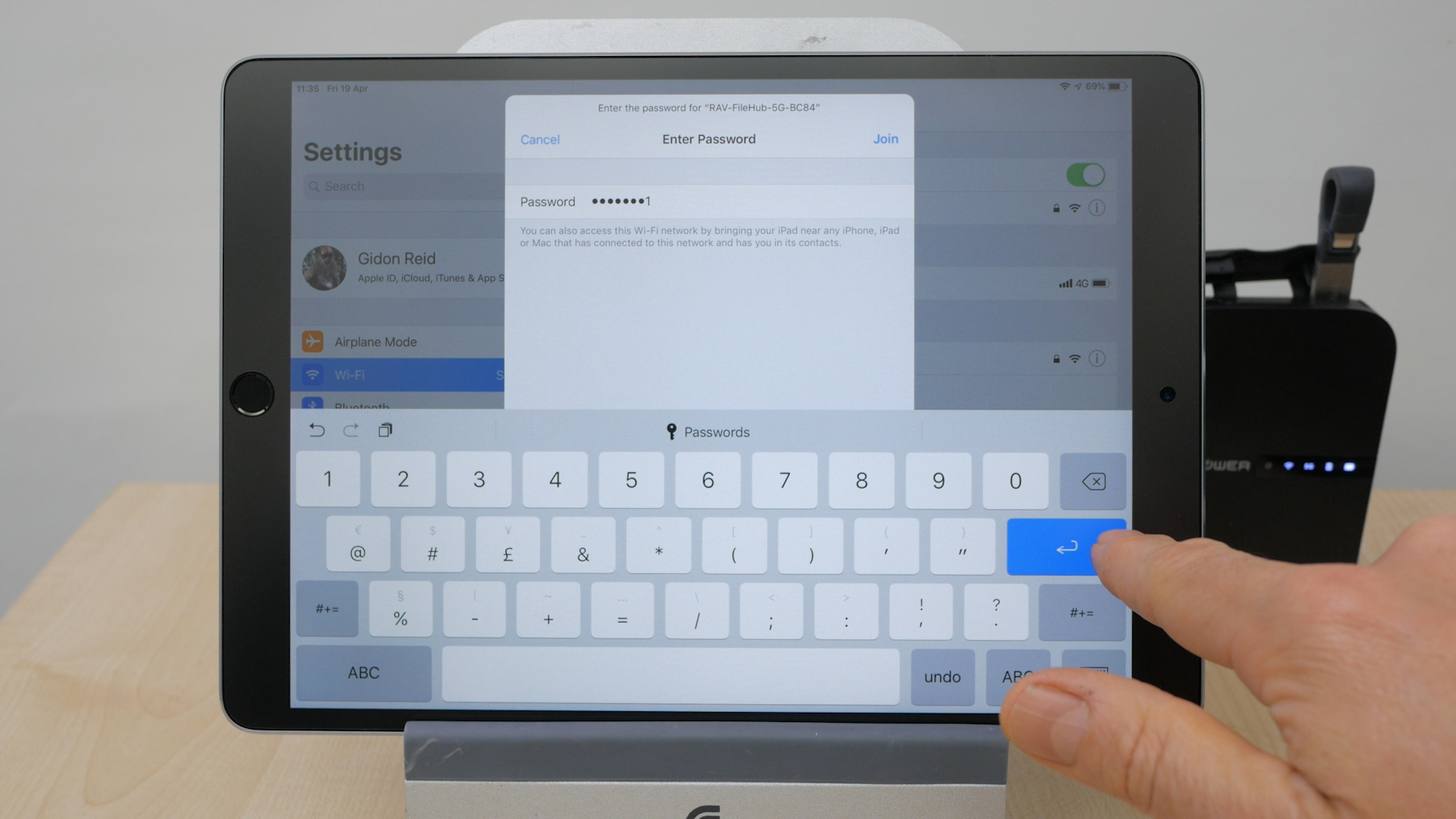 Review: RAVPower FileHub (newest model). Inexpensive wireless storage ...