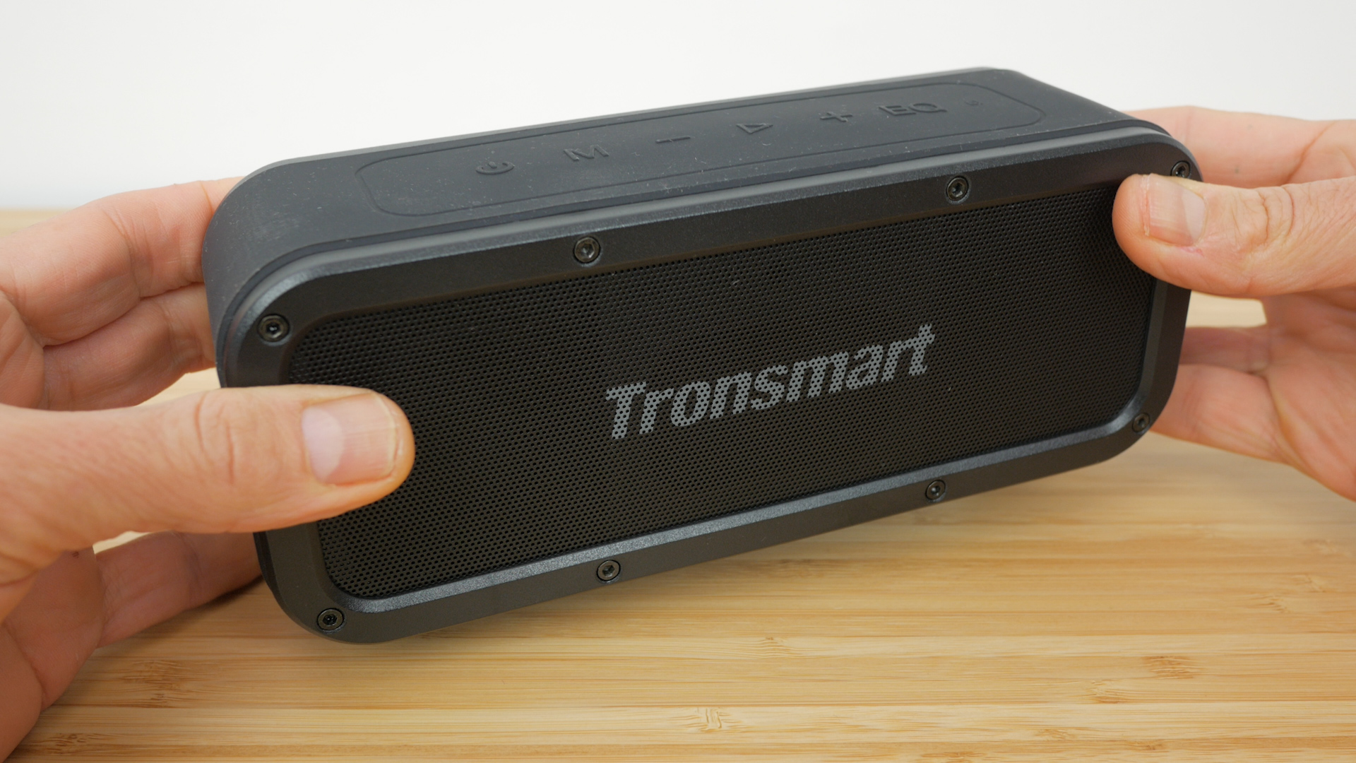 Tronsmart Force 40W review | Bluetooth speaker | vs JBL Flip 4 ...