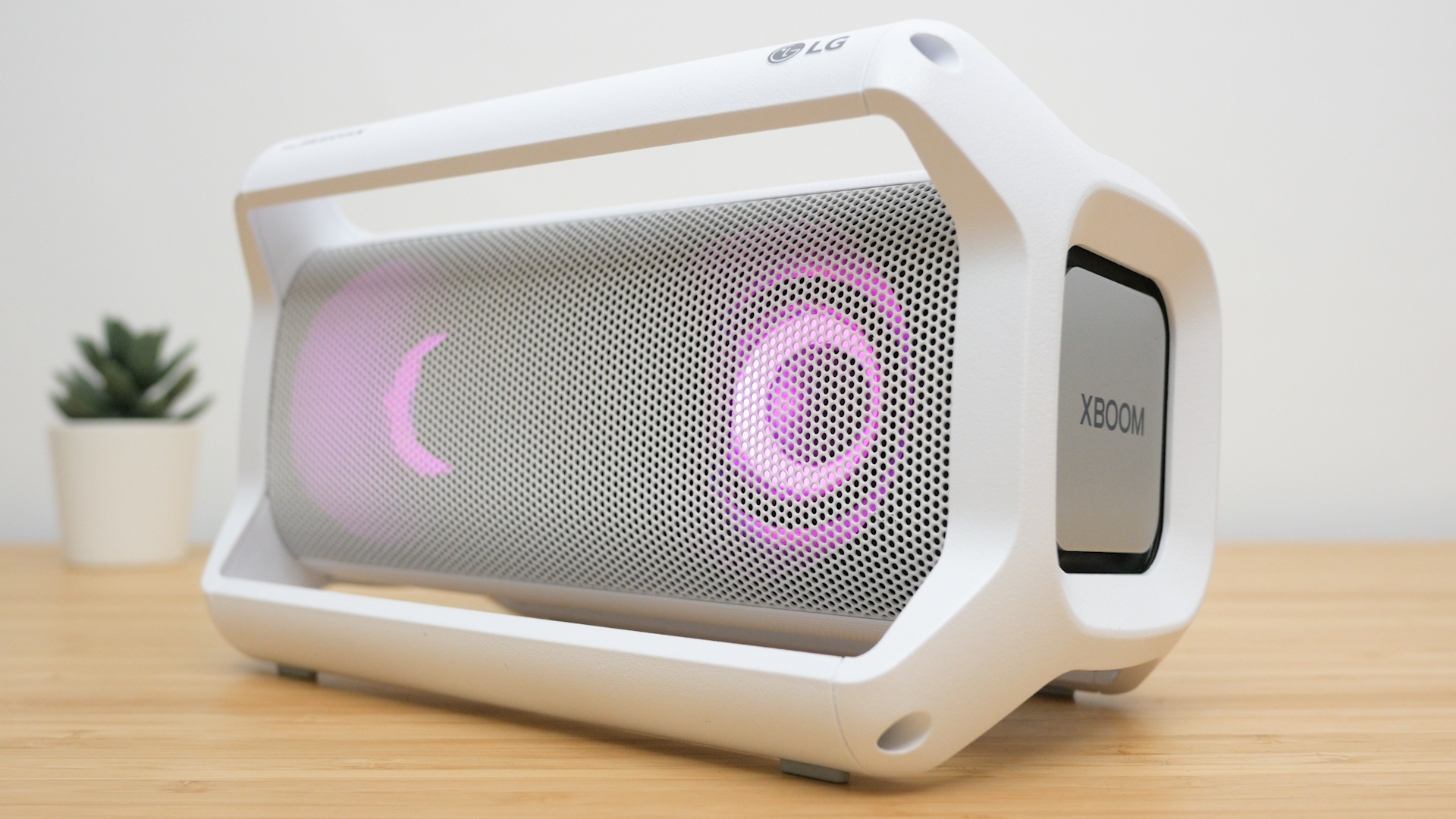 LG XBOOM Go PK5 review | vs PK3, PK7, Anker Motion+, JBL Flip 4 & 2 ...