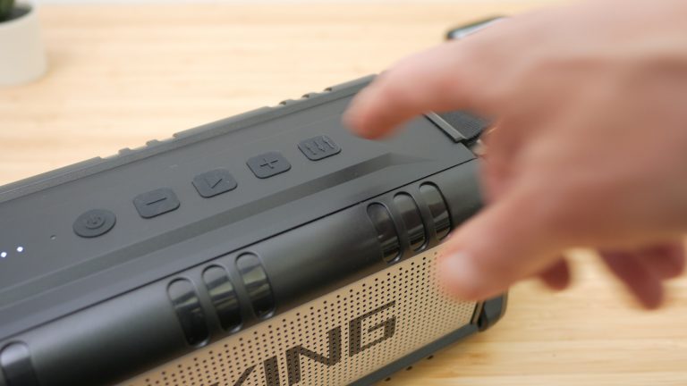 W-King D8 Bluetooth speaker review vs JBL Xtreme 2 & LG PK7. How does ...