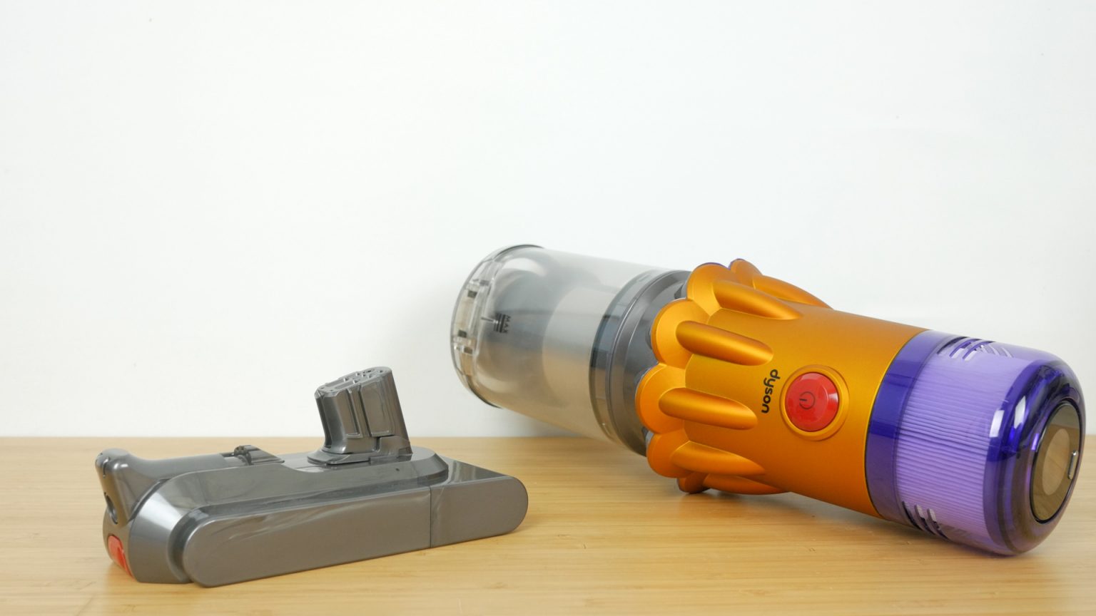Dyson V12 Detect Slim review | Best all round cordless vacuum in 2022 ...