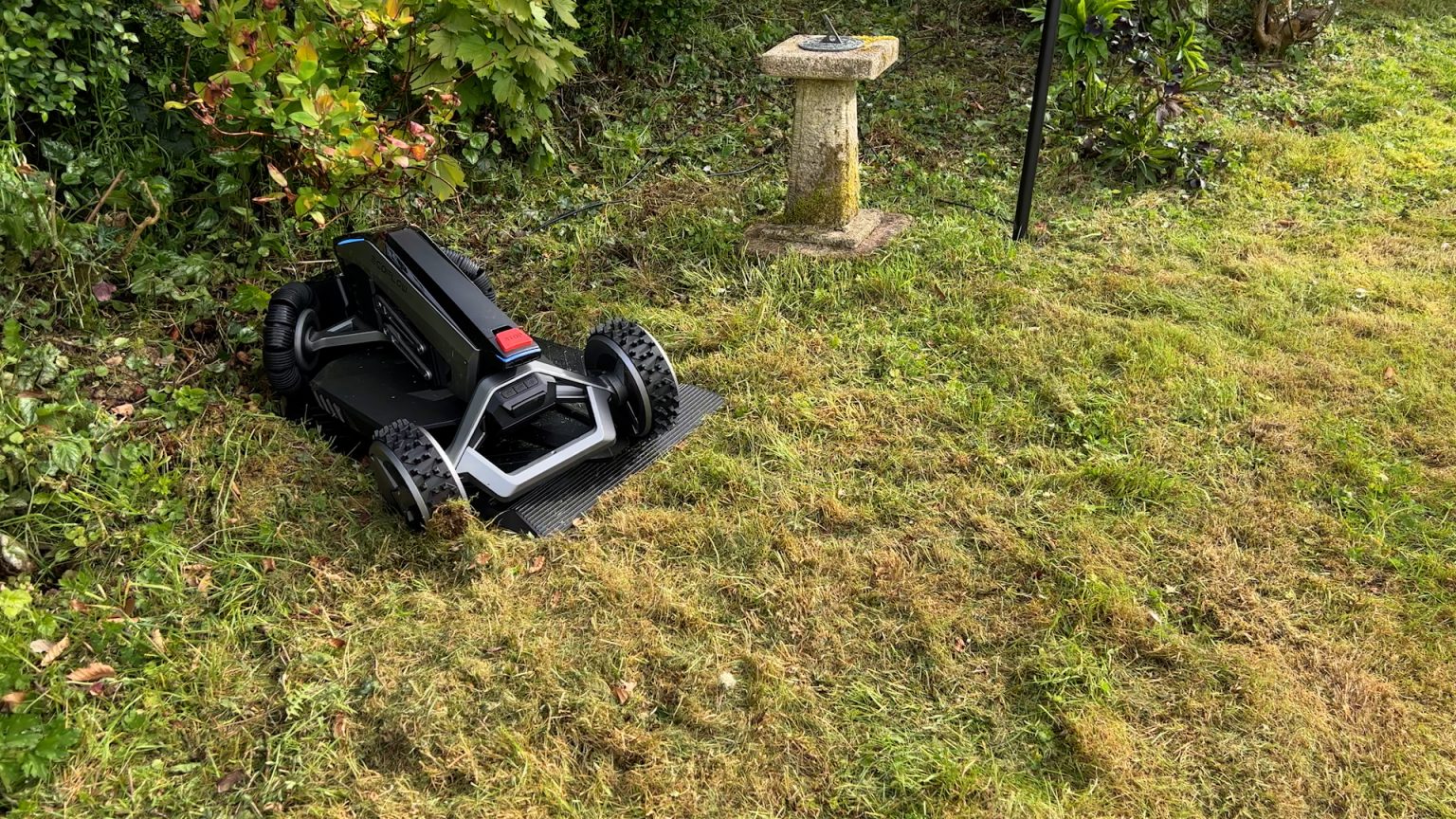 EcoFlow Blade Robotic Lawn Mower & Sweeper Review - The Technology Man