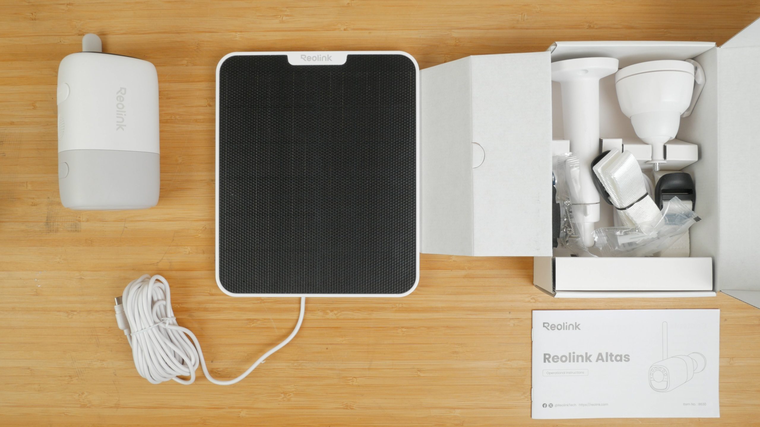 Is This the Best Truly Wireless Security Camera in 2025? Reolink Altas ...